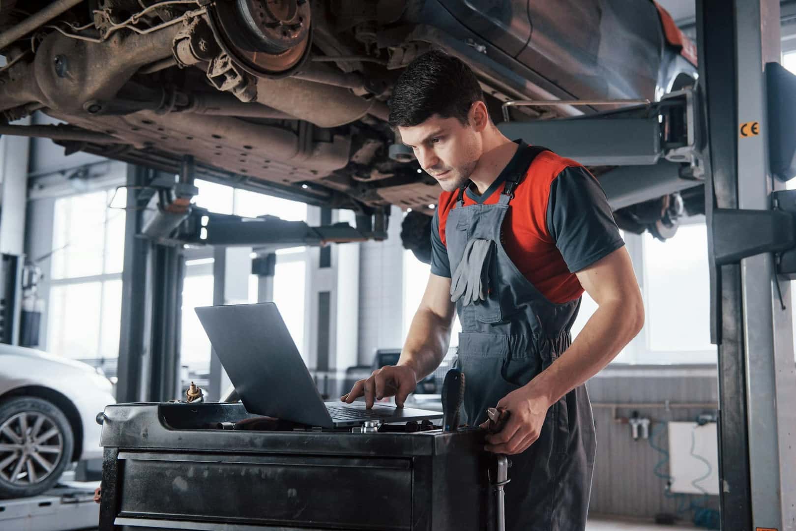 Benefits: Local Auto Service | Finnegan Chrysler Jeep Dodge Ram