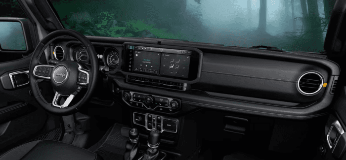 Inside the 2025 Jeep Wrangler | Explore the Jeep Wrangler Interior Features