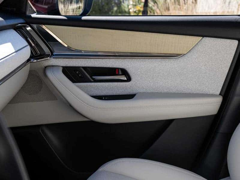 Passenger door panel store