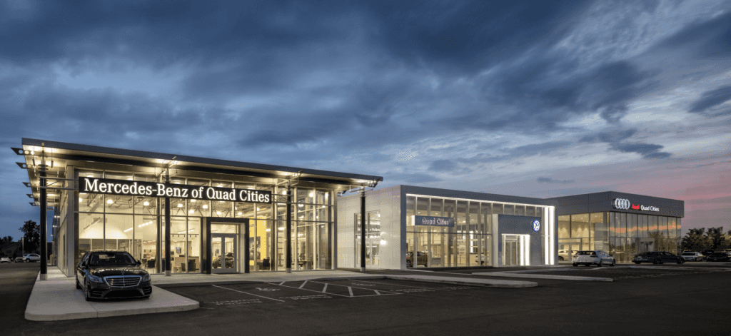 New and Used Car Dealership | Smart Luxury Motors of Quad Cities in ...