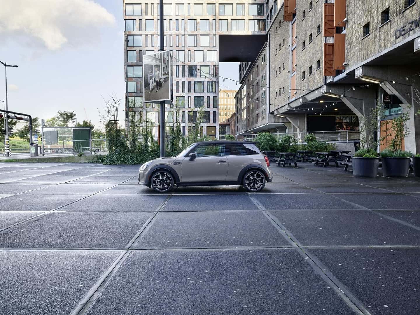 MINI Cooper S vs Volkswagen Golf GTI Manhattan NY | MINI of Manhattan