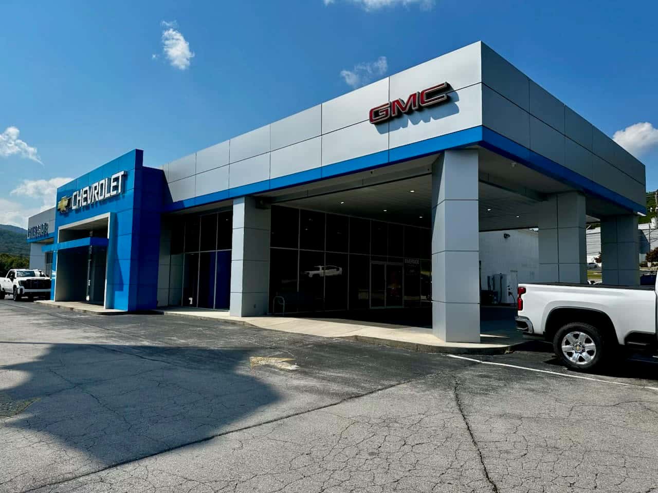 Riverside Chevrolet GMC | Chevrolet, GMC Dealer in South Pittsburg, TN