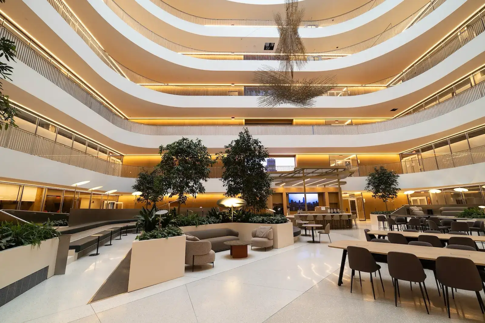 GM Moves Headquarters to Hudson’s Building in Detroit - New HQ